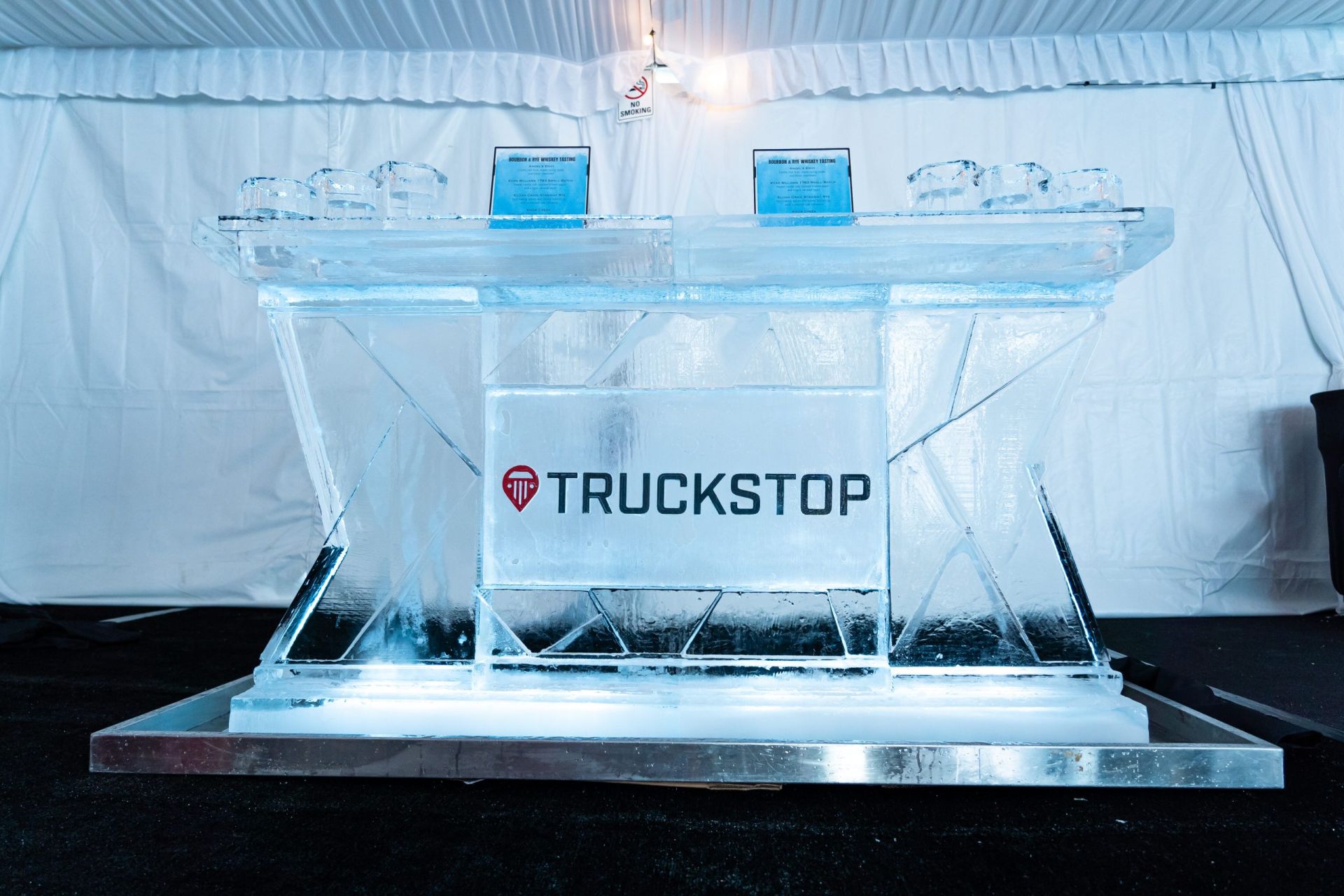 Professional Ice Sculptures by Ice Pro - Ice Pro Creative Ice